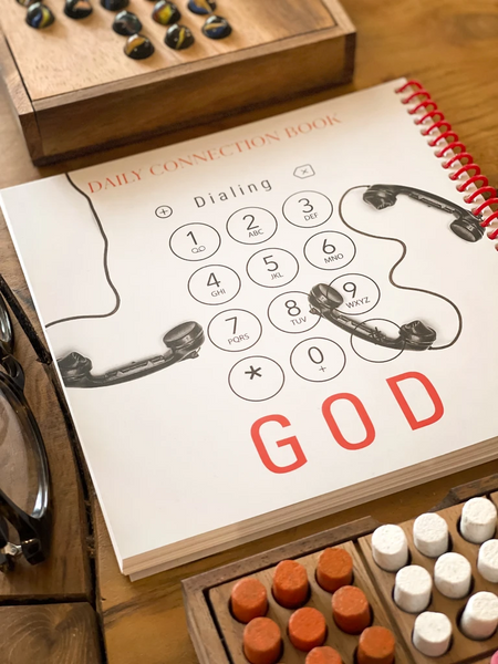 Dialing God: Daily Connection Book (English) – The Kabbalah Store - Europe